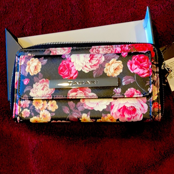 Tahari | Bags | Tahari Floral Wallet | Poshmark